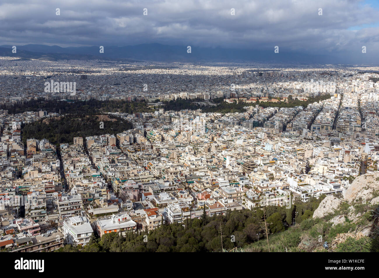 Amazing Panoramic view of the city of Athens from Lycabettus hill ...