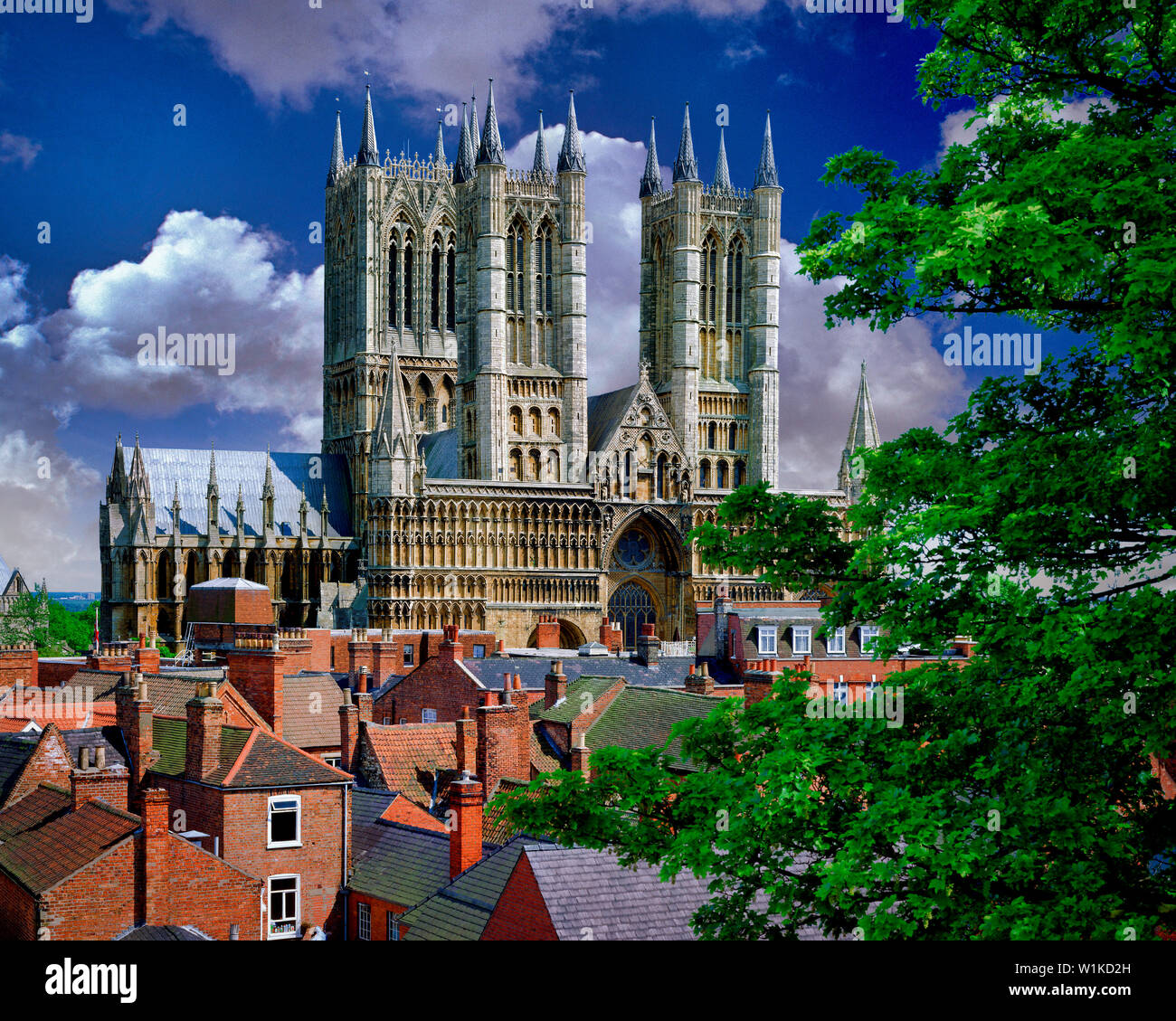 Image of lincoln cathedral hi-res stock photography and images - Alamy