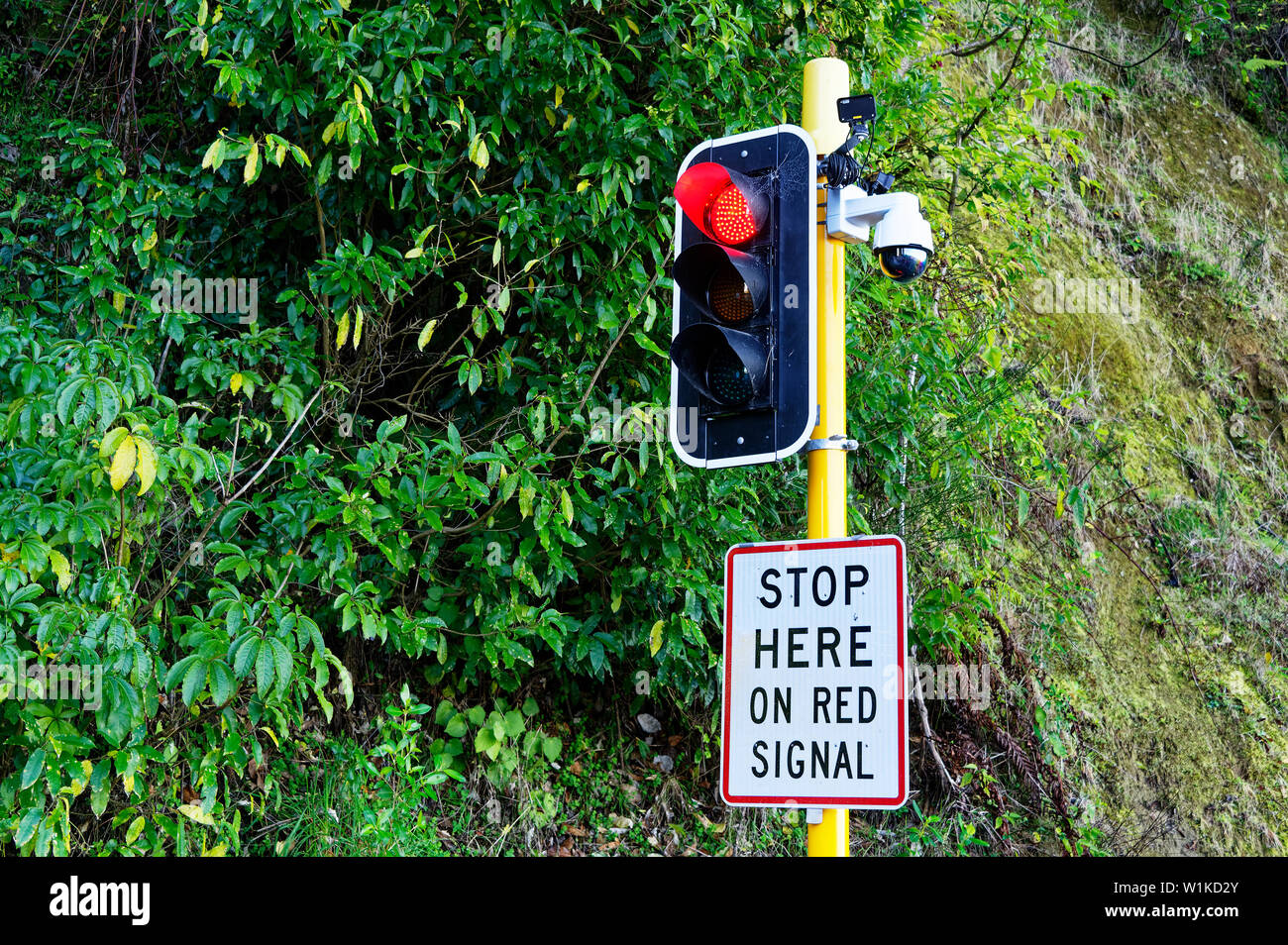 Traffic control signals hi-res stock photography and images - Alamy