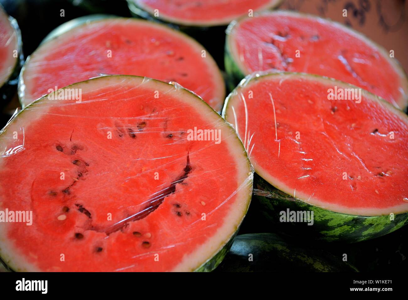 Watermelon cut open food food hi-res stock photography and images - Alamy