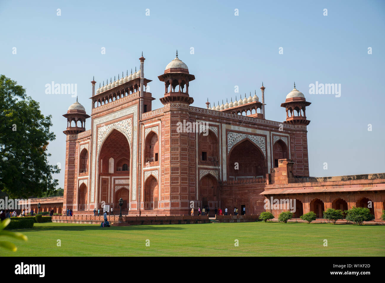The great gate, Jilaukhana zone, Taj Mahal, Agra, India Stock Photo - Alamy