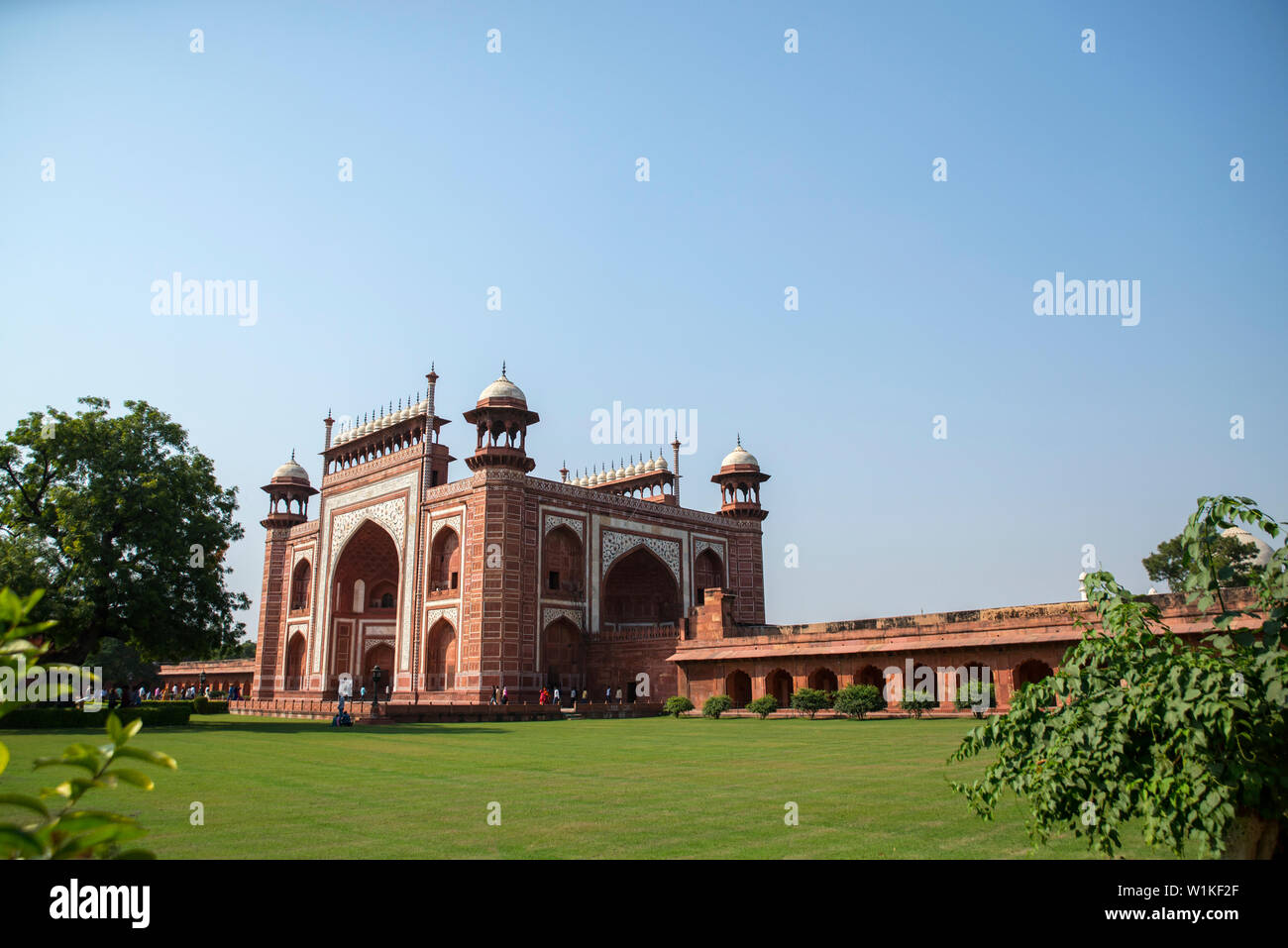 The great gate, Jilaukhana zone, Taj Mahal, Agra, India Stock Photo - Alamy