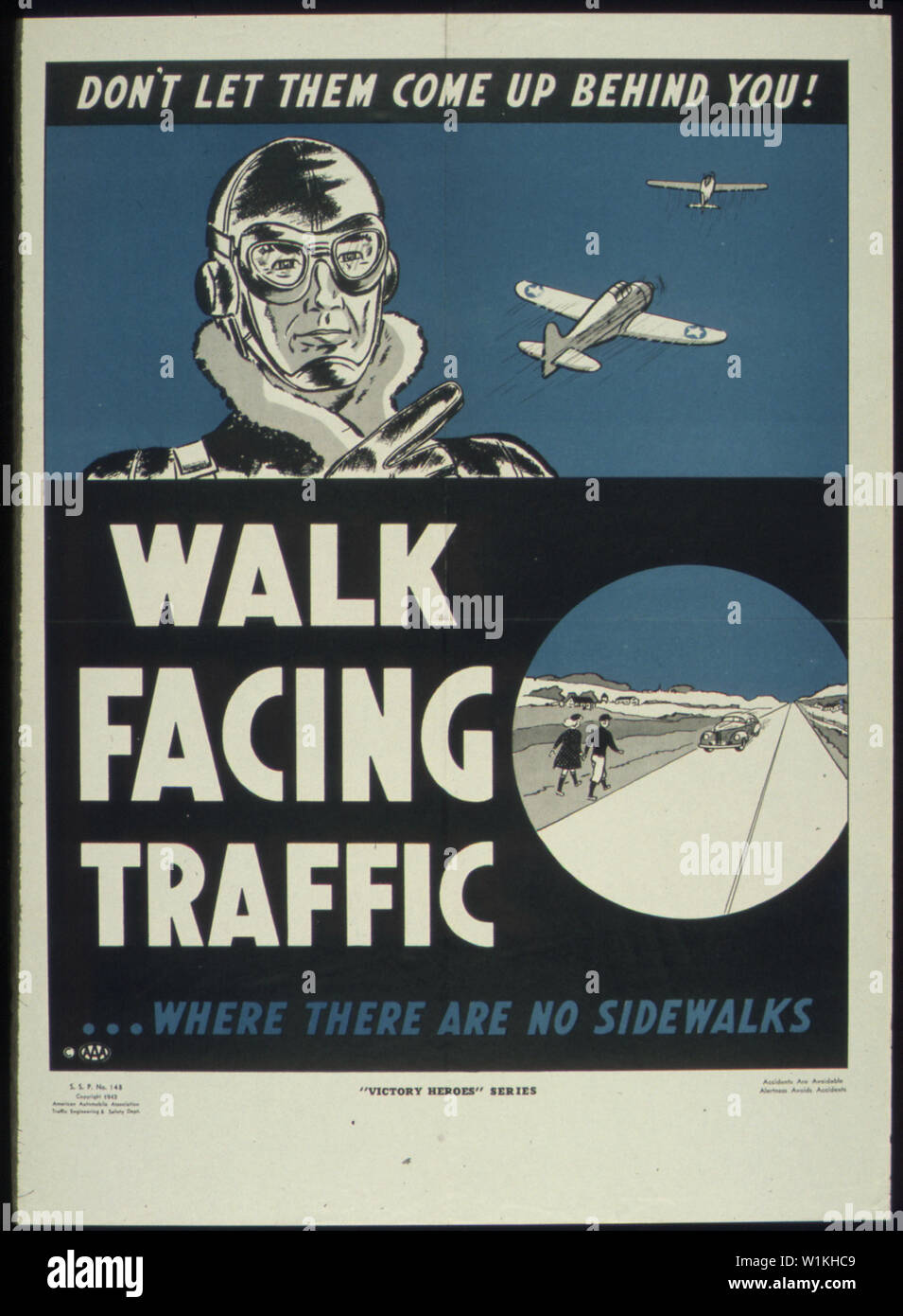 WALK FACING TRAFFIC, WHERE THERE ARE NO SIDEWALKS Stock Photo - Alamy