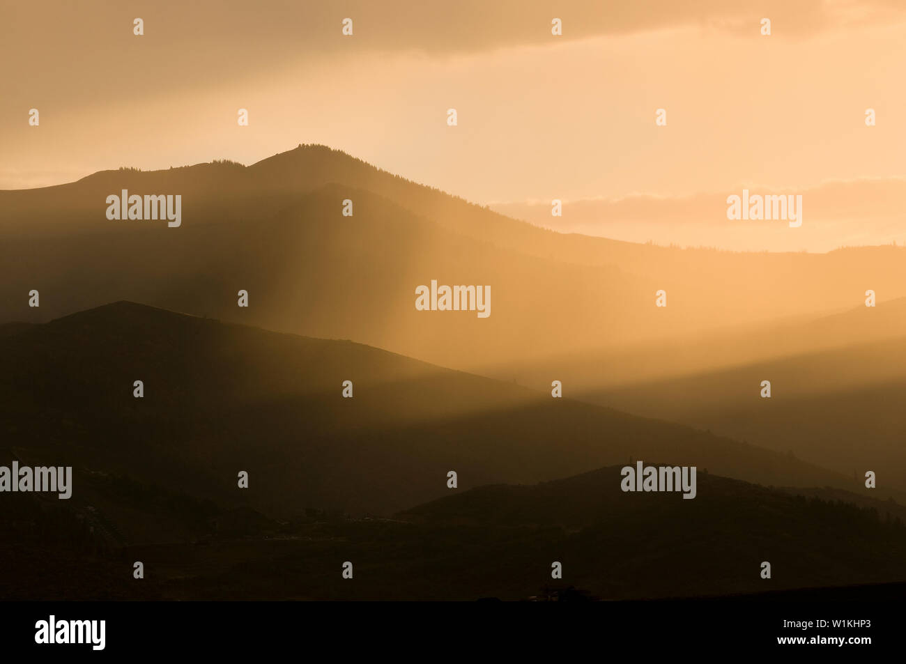 Wasatch mountains sunset utah hi-res stock photography and images - Alamy