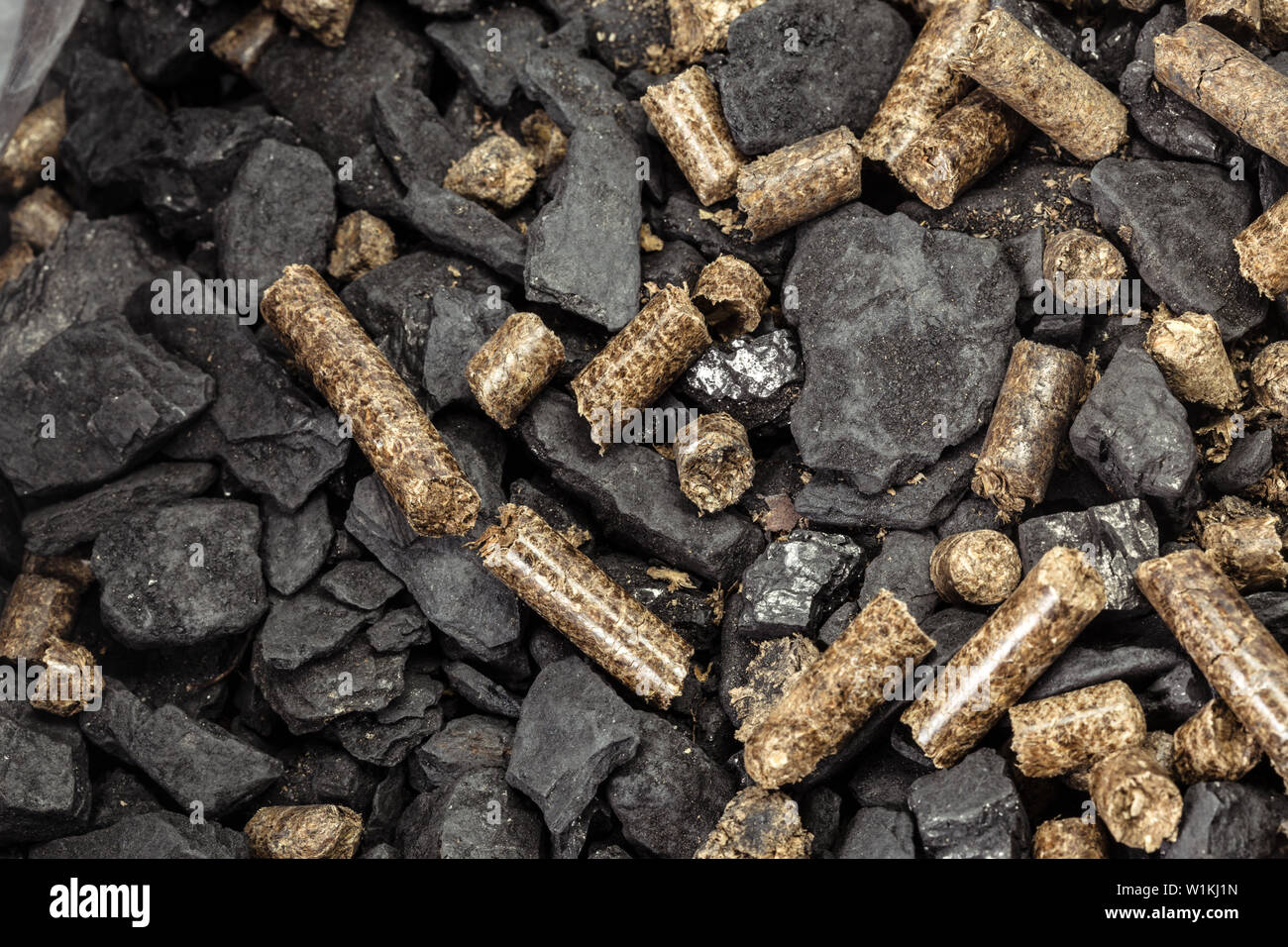 Coal and biomass pellet Stock Photo - Alamy