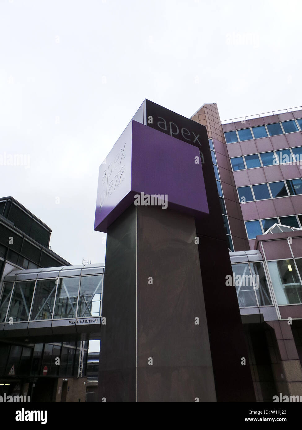 Apex plaza reading berkshire hi-res stock photography and images - Alamy