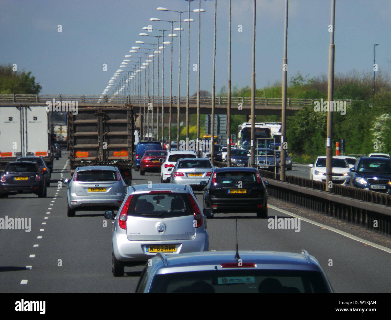 M4 traffic jam hi-res stock photography and images - Alamy