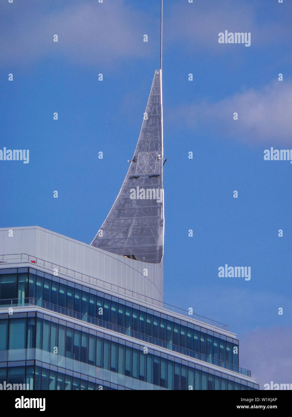 Skyscraper reading berkshire hi-res stock photography and images - Alamy