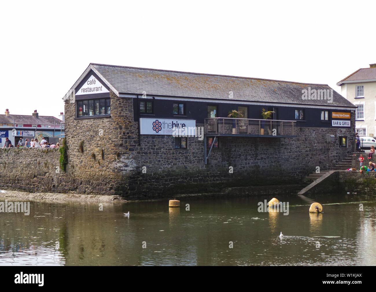 The hive restaurant aberaeron hi-res stock photography and images - Alamy