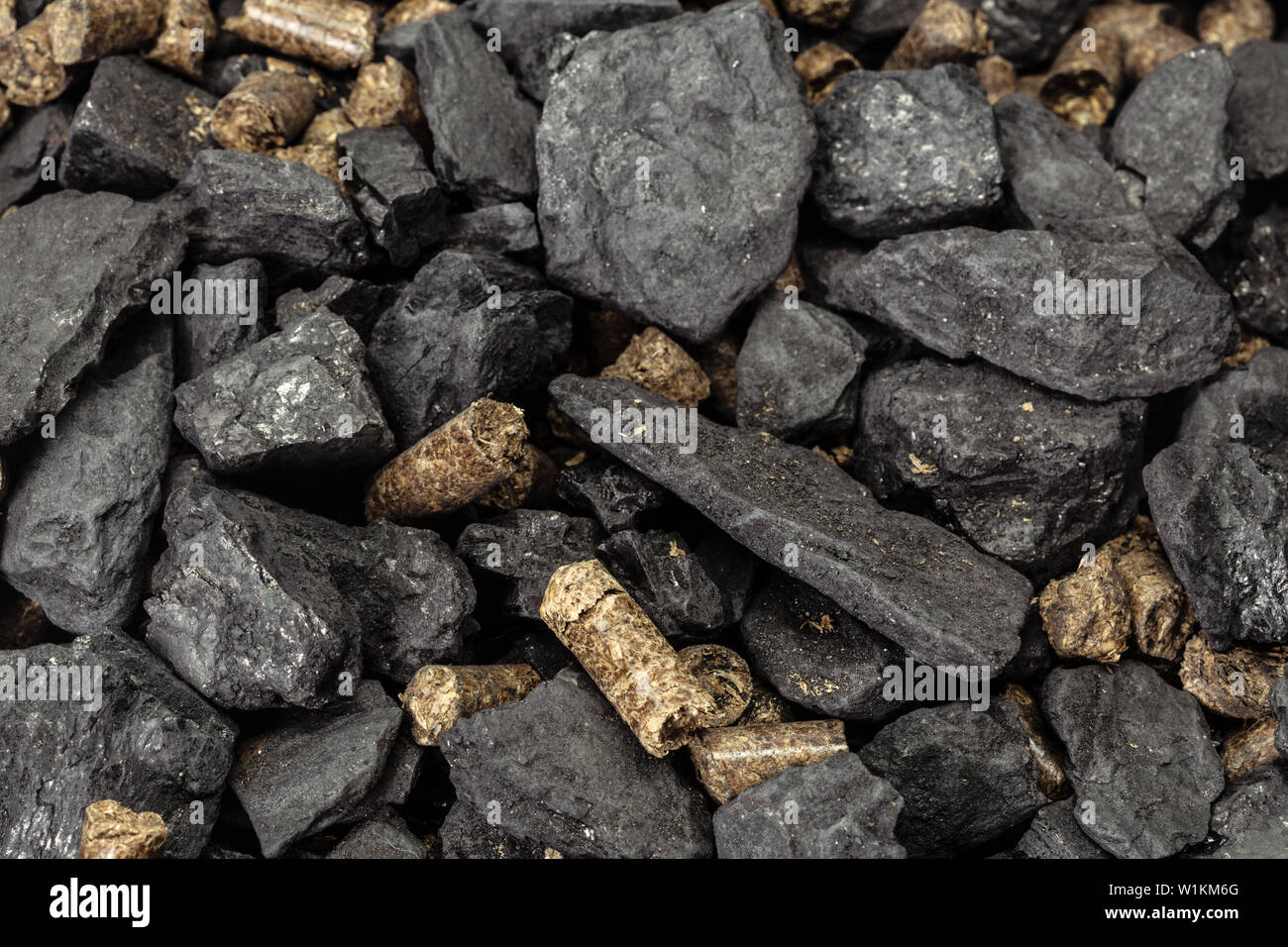 Coal and biomass pellet Stock Photo - Alamy