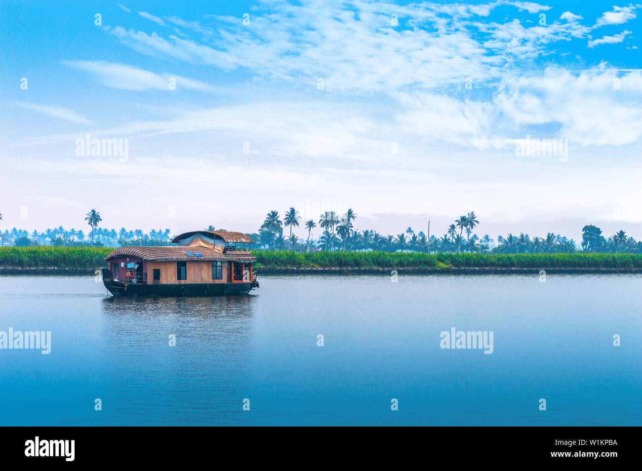 Alappuzha boat house beauty and Nature beauty of Kerala. God's own ...