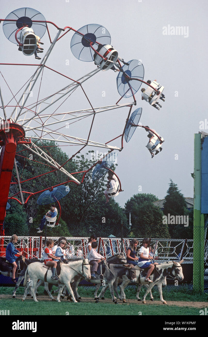 Butlins 1980s hi-res stock photography and images - Alamy