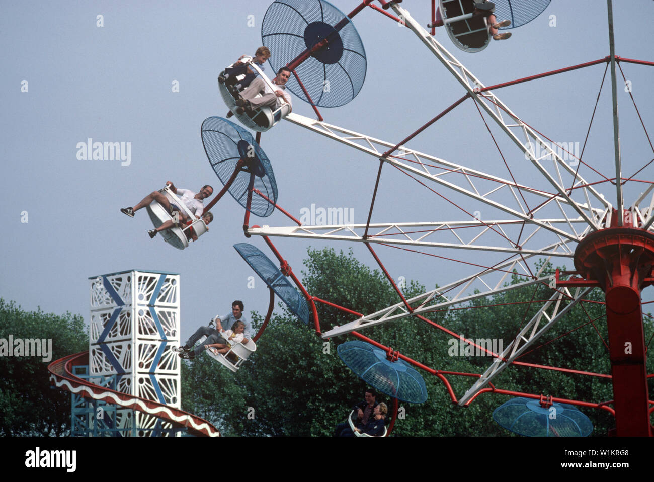 Butlins 1980s hi-res stock photography and images - Alamy
