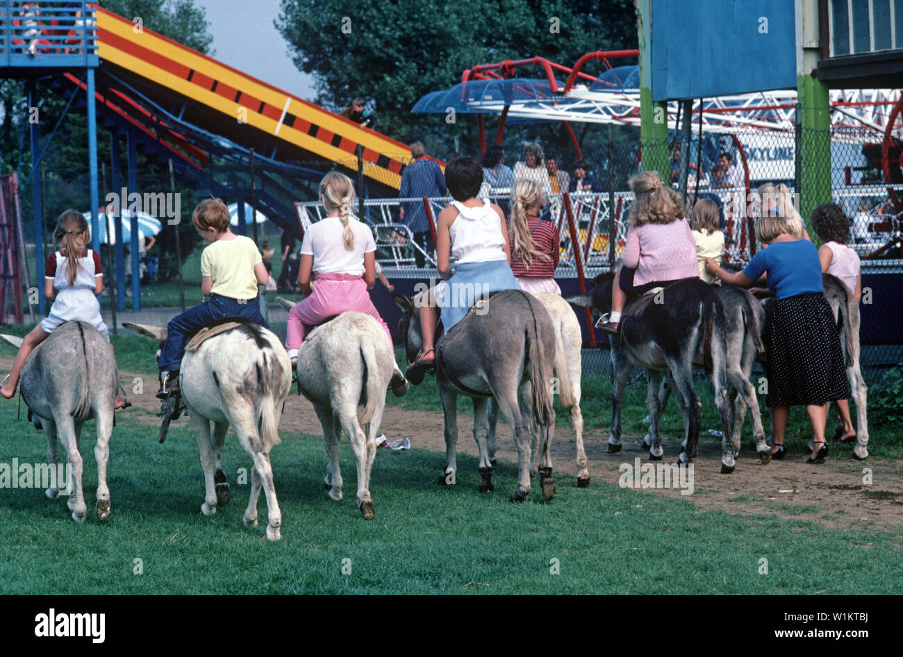 Butlins 1980s hi-res stock photography and images - Alamy