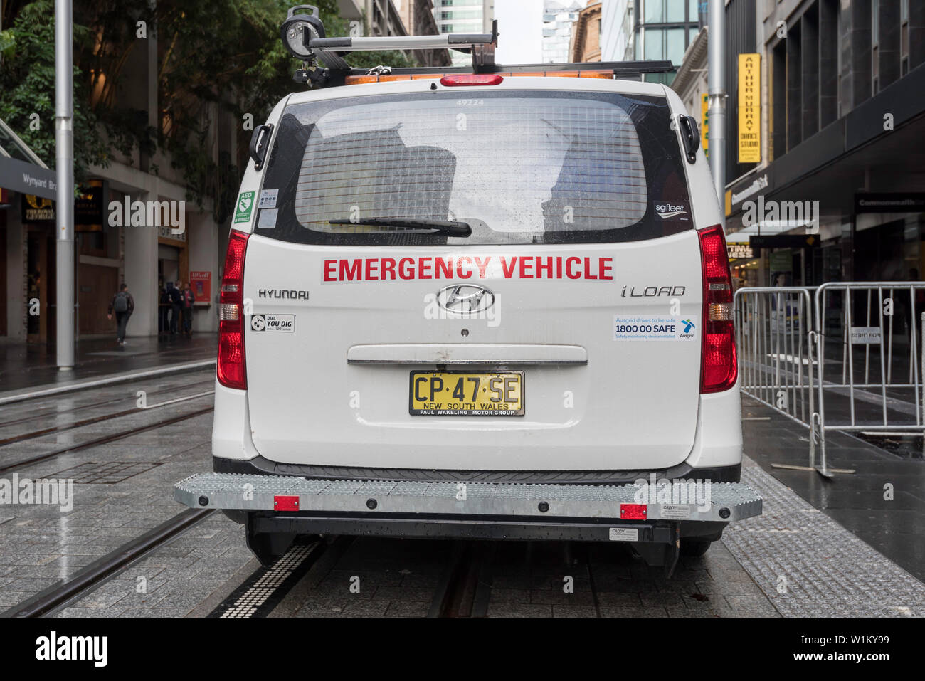 New emergency service station hi-res stock photography and images - Alamy