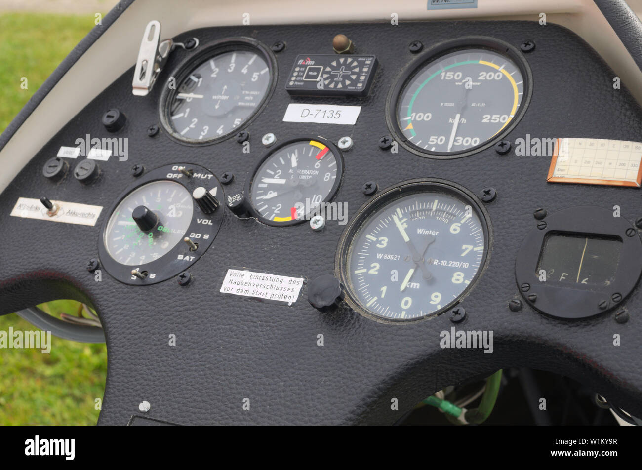 Glider instrument panel Stock Photo - Alamy
