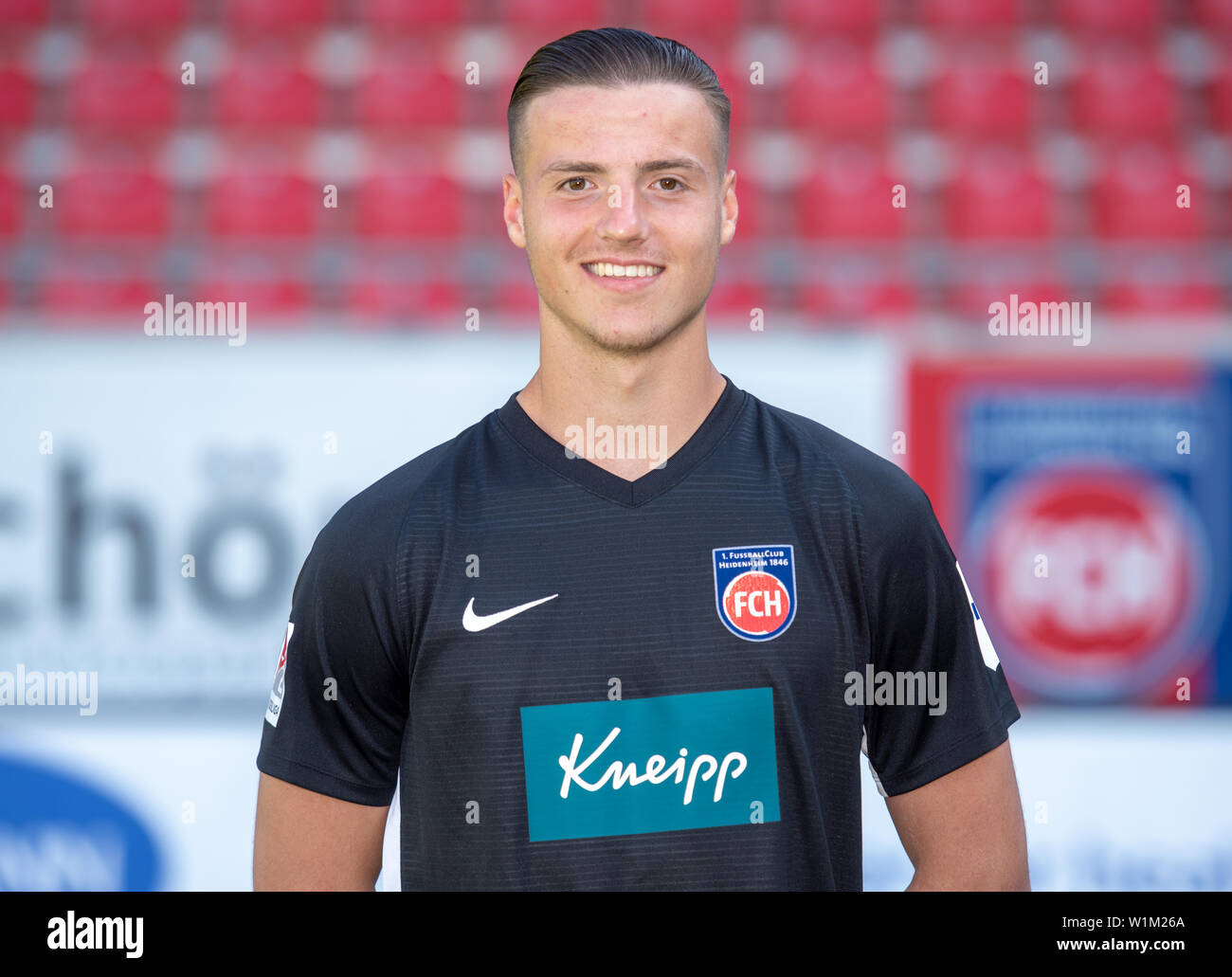 Soccer diant ramaj hi-res stock photography and images - Alamy
