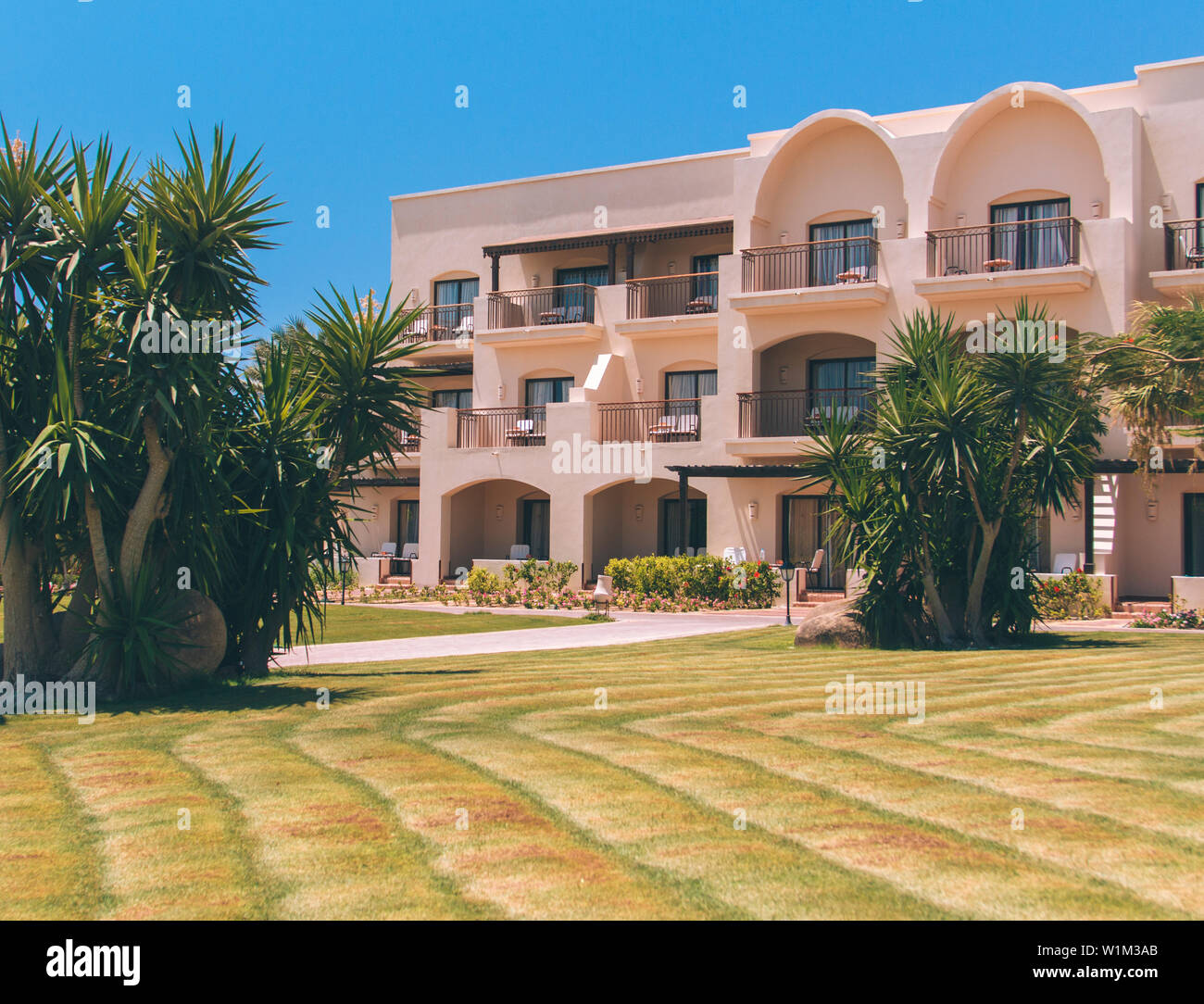 Eastern Traditional Arabian Architecture Exterior of Summer Luxury ...