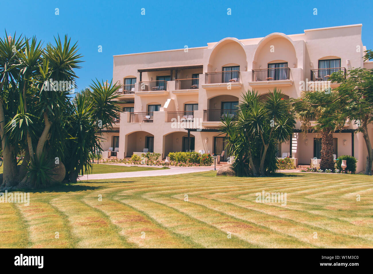 Eastern Traditional Arabian Architecture Exterior of Summer Luxury ...