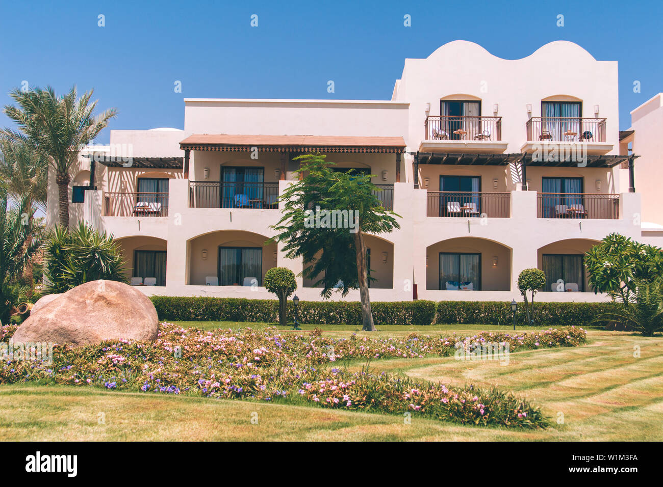 Eastern Traditional Arabian Architecture Exterior of Summer Luxury ...