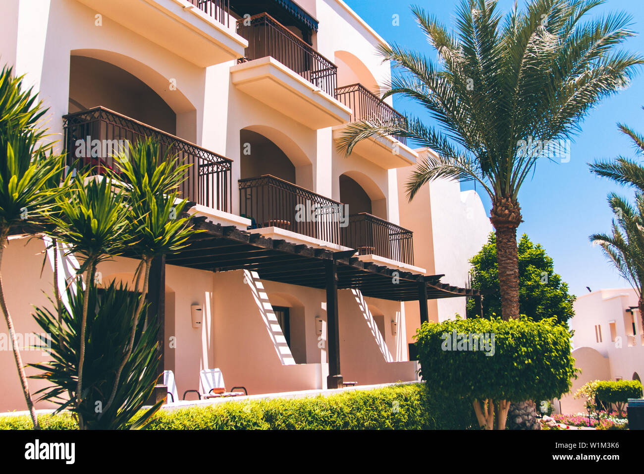 Eastern Traditional Arabian Architecture Exterior of Summer Luxury ...