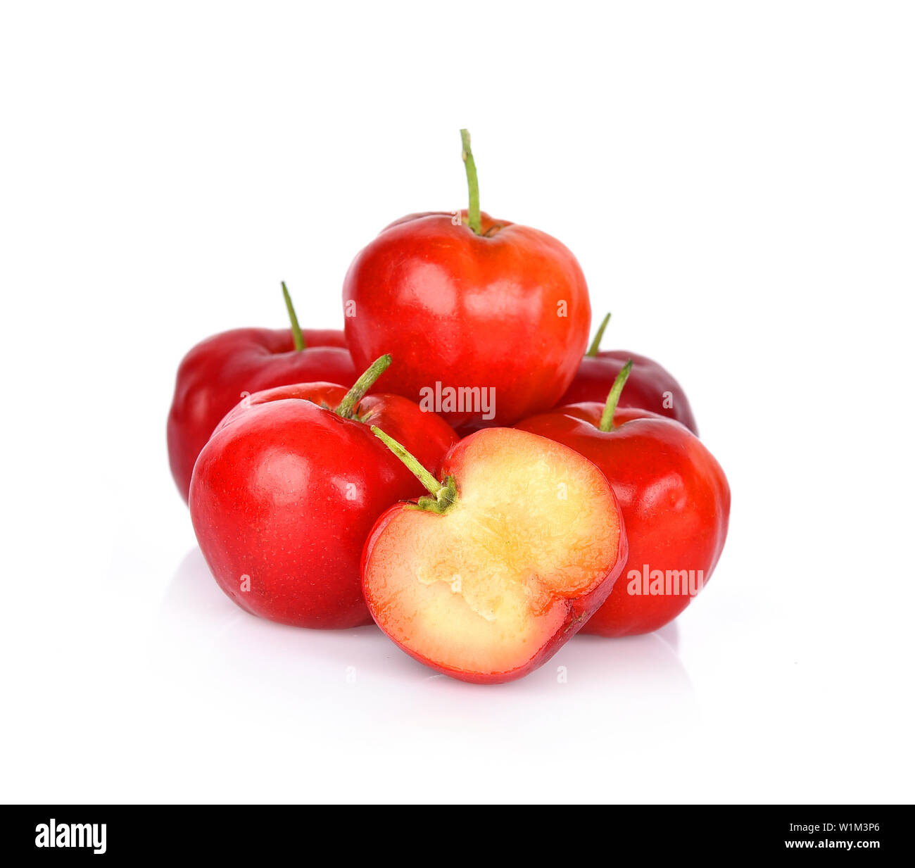 Acerola cherry malpighia emarginata hi-res stock photography and images ...