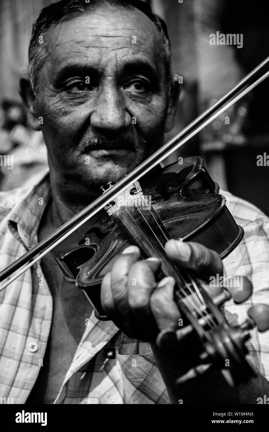 Classicalmusic hi-res stock photography and images - Alamy