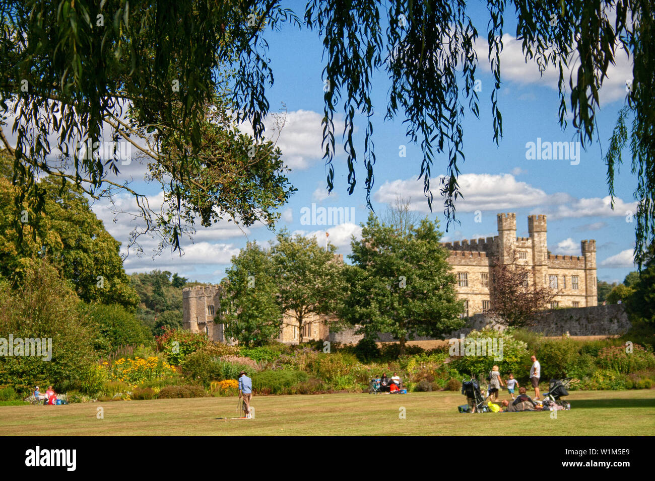Leeds Castle, Maidstone, Kent Stock Photo - Alamy