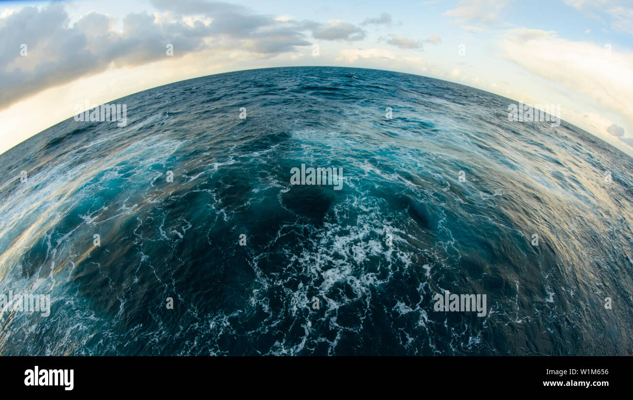 Fish eye earth hi-res stock photography and images - Alamy