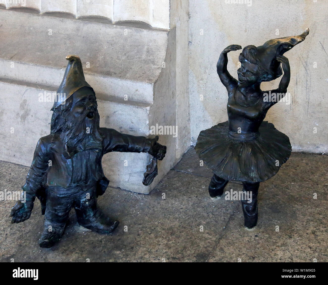 Dwarf statues in Wroclaw, Poland Stock Photo - Alamy
