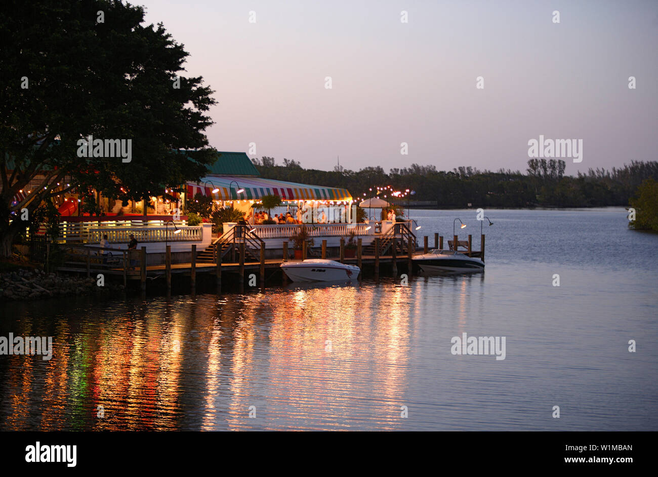 Joes crab shack on hi-res stock photography and images - Alamy