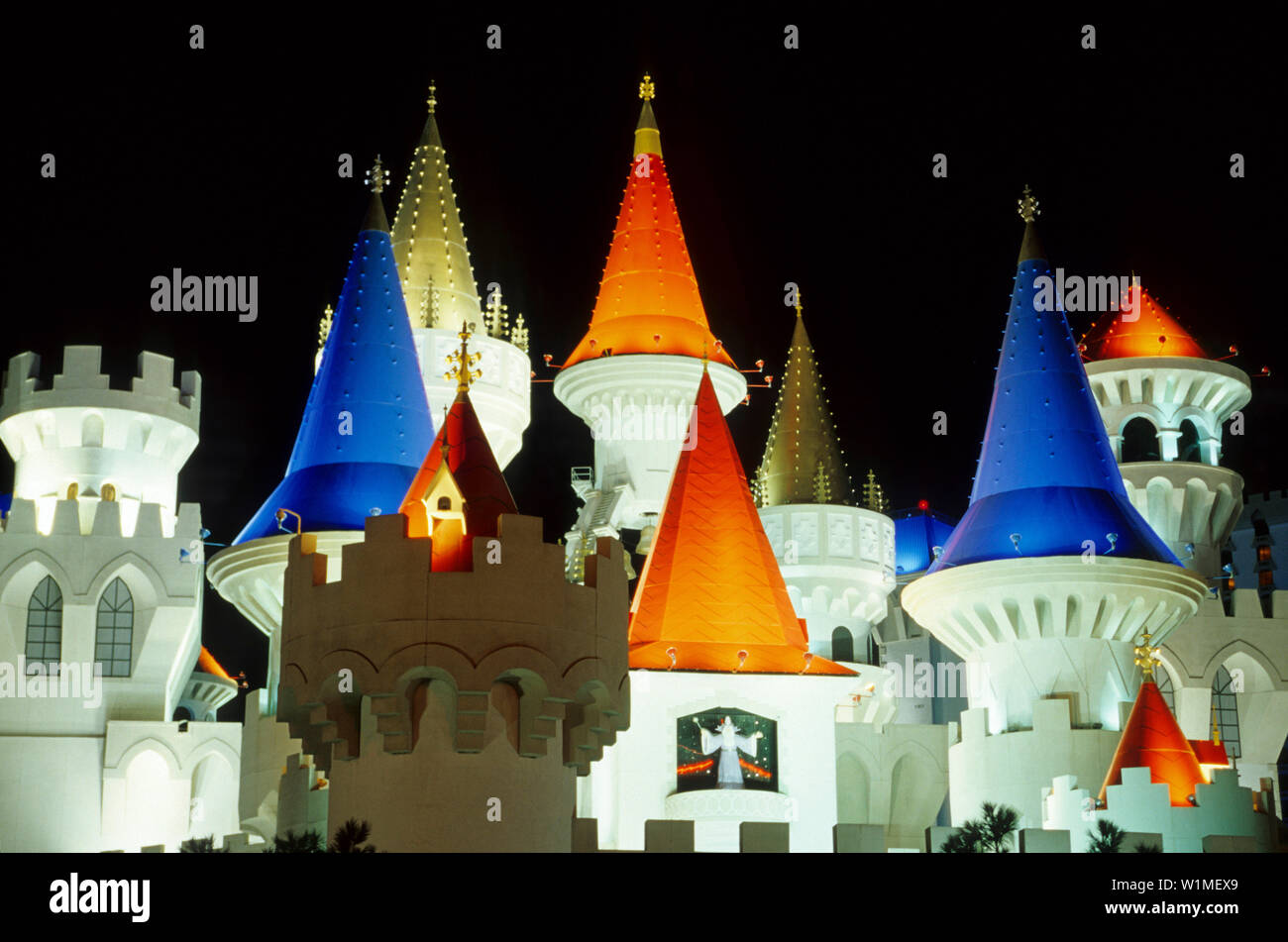 Excalibur hotel towers hi-res stock photography and images - Alamy