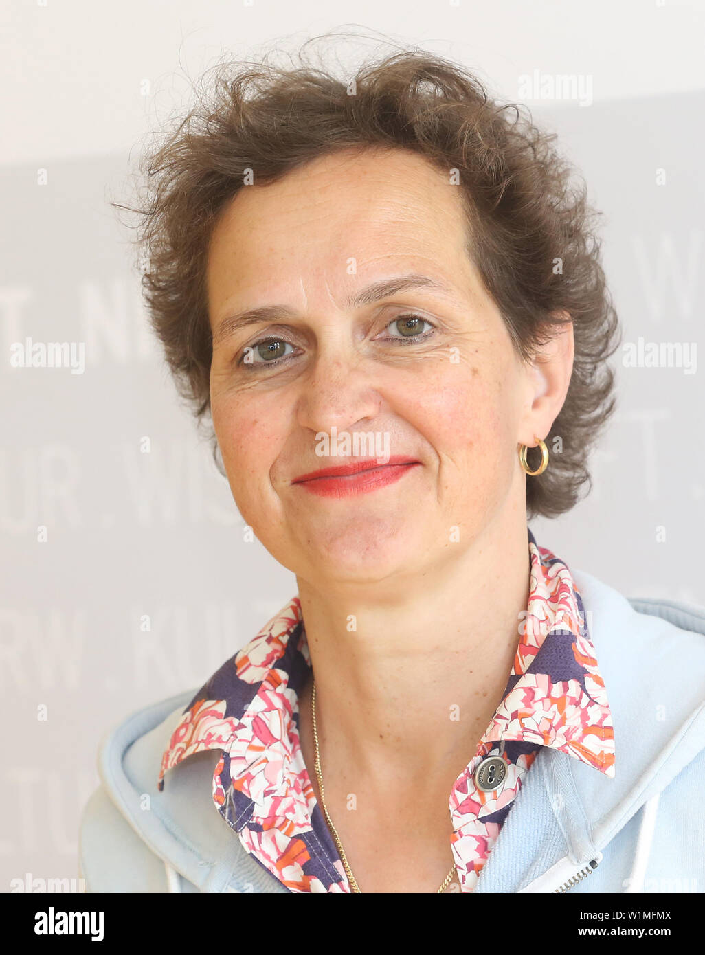 Barbara frey hi-res stock photography and images - Alamy