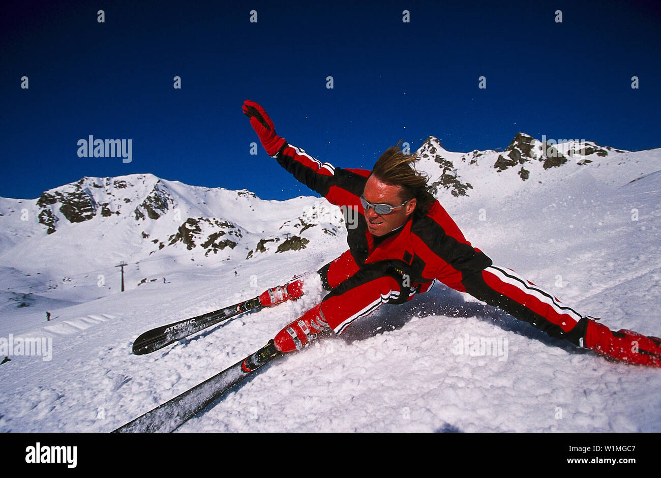 Ski, Carving, extrem Stock Photo - Alamy
