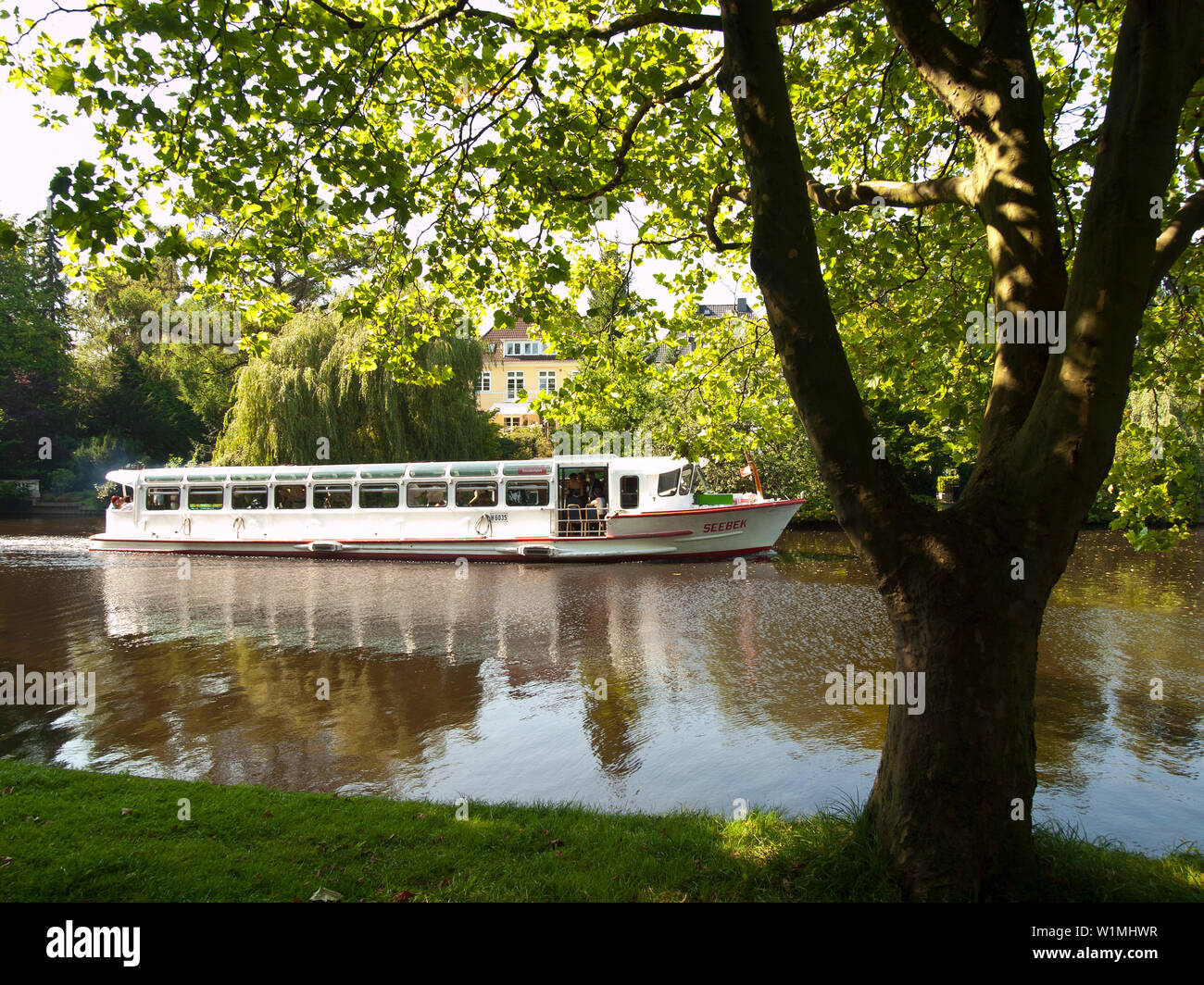 Excursion boat on the alster river hi-res stock photography and images ...