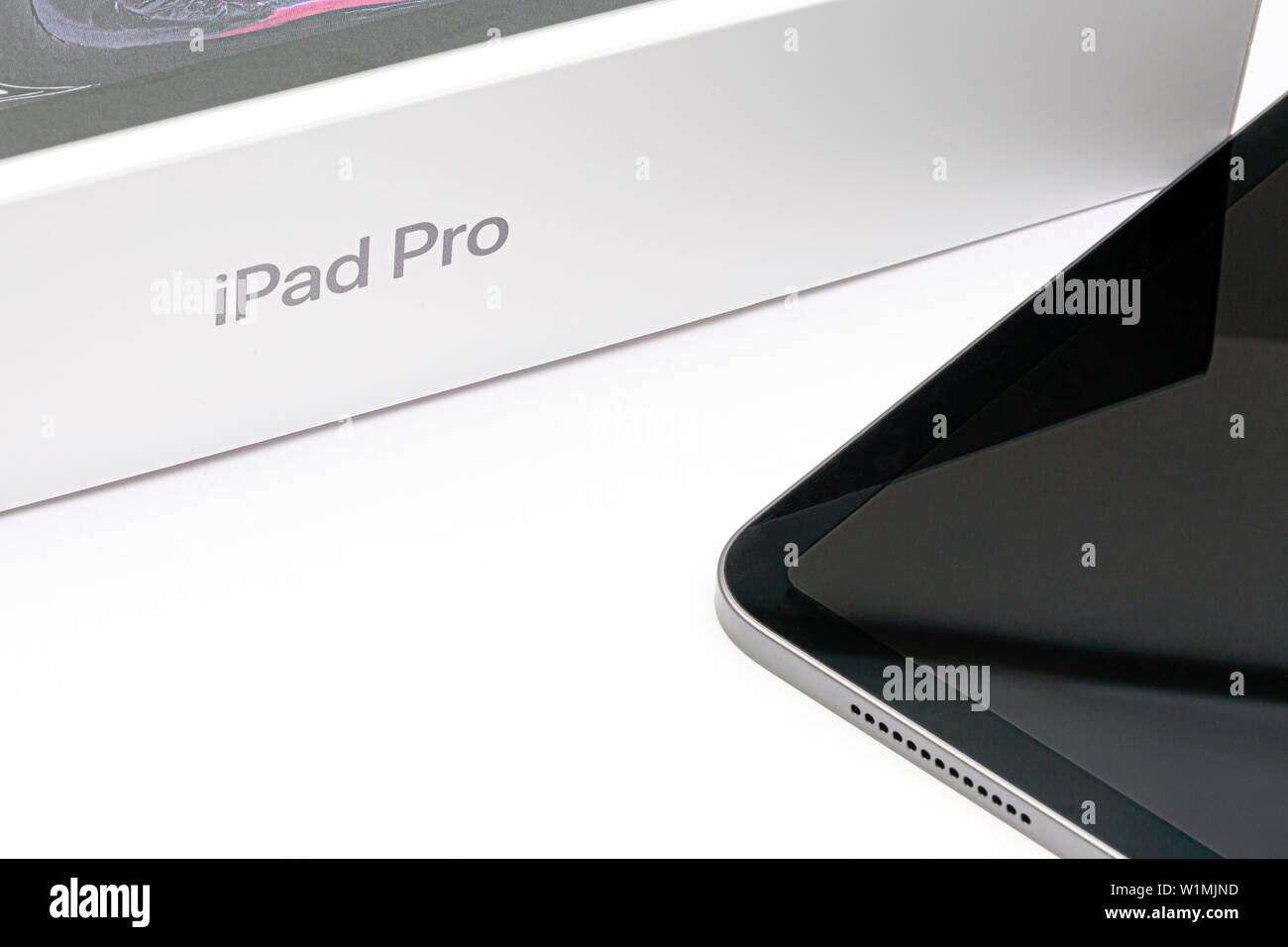 Ipad pro box hi-res stock photography and images - Alamy