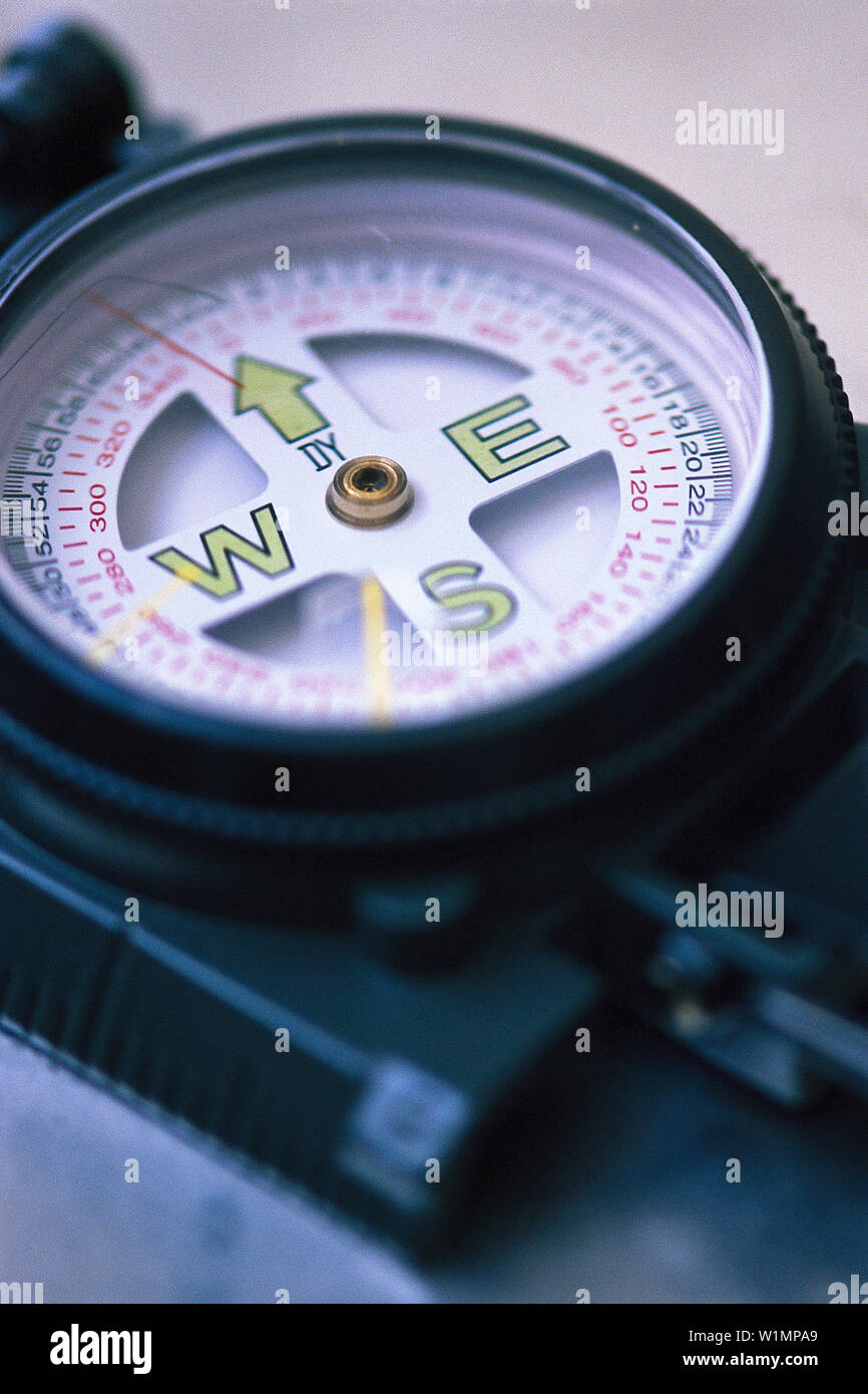 Kompass symbol hi-res stock photography and images - Alamy