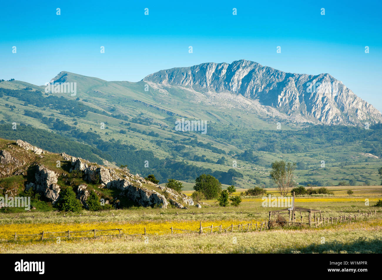 landscape near Rovere in the Province of L'Aquila Stock Photo - Alamy