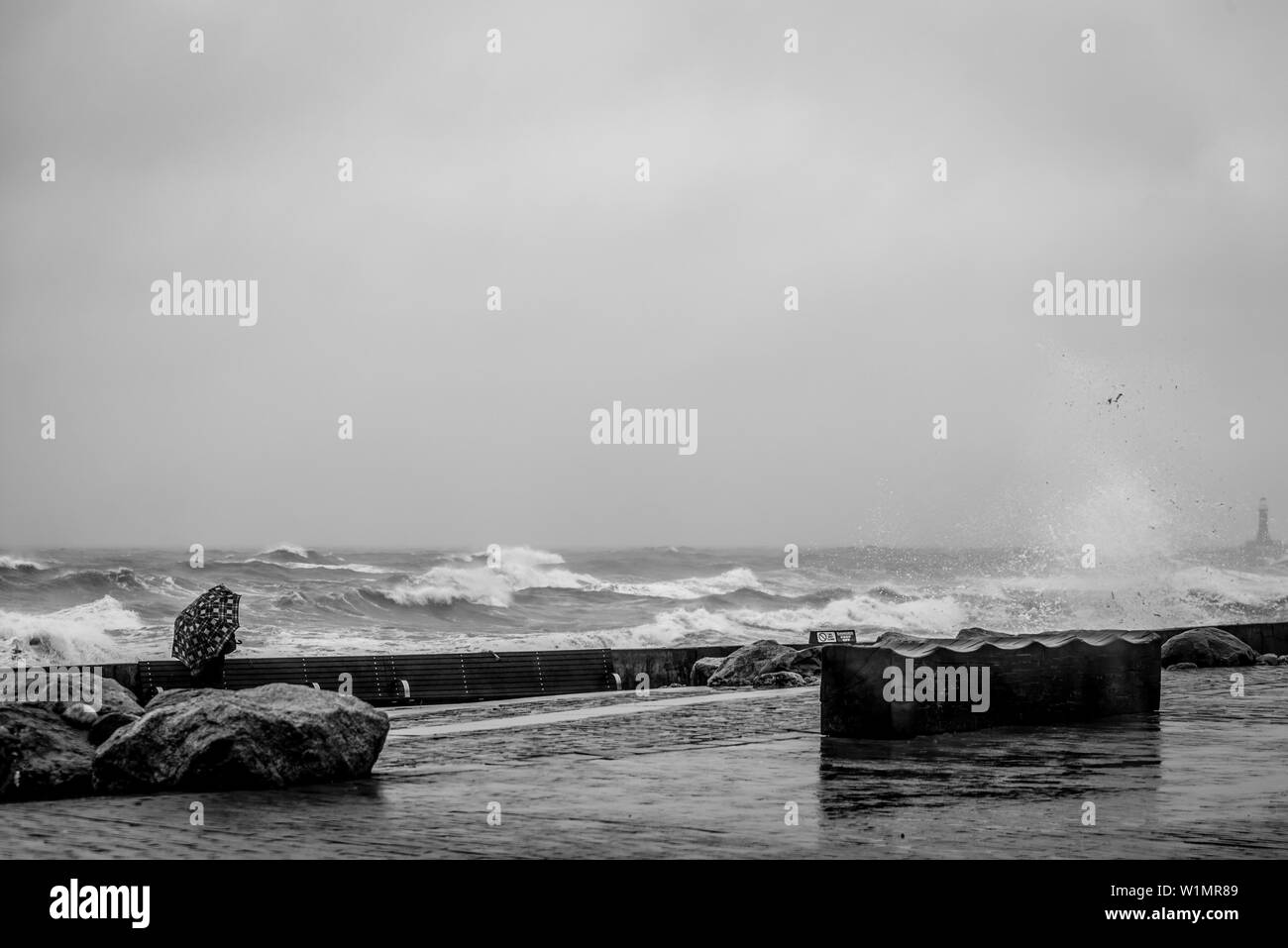 Dawn at sea beach hi-res stock photography and images - Alamy