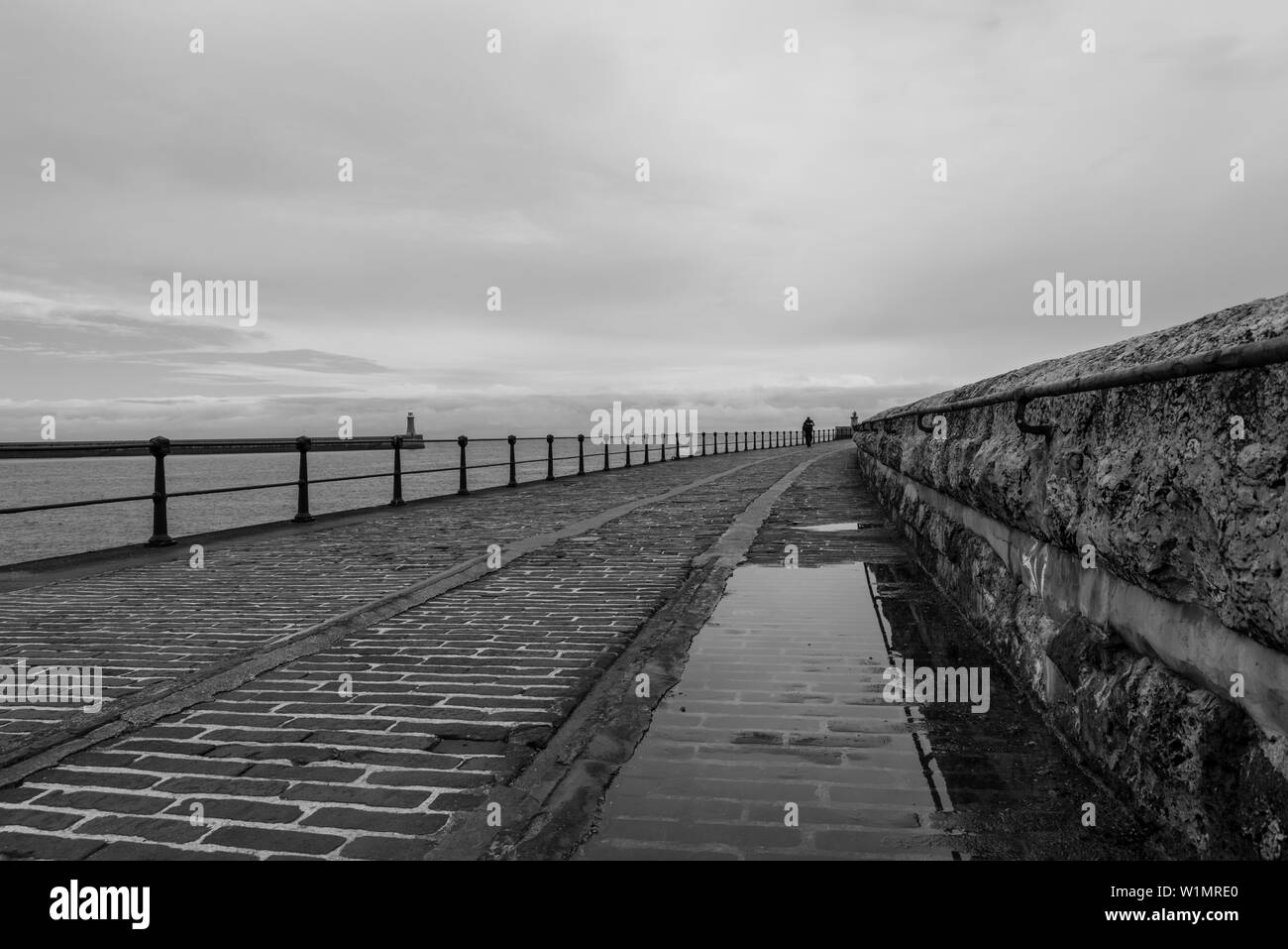 beach river water bridge ocean Stock Photo - Alamy