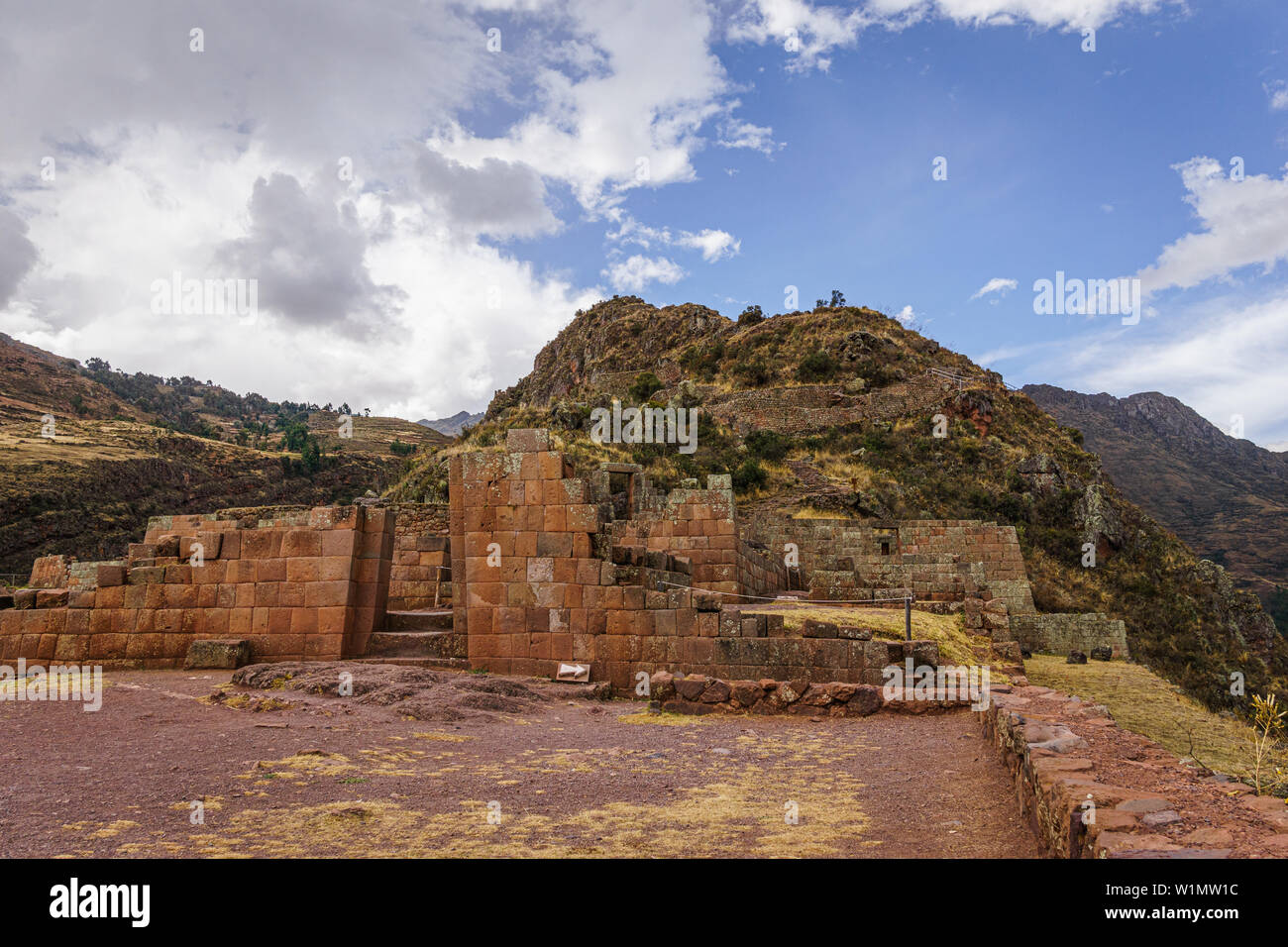 Ancient inca ruins in Pisac, Peru Stock Photo - Alamy