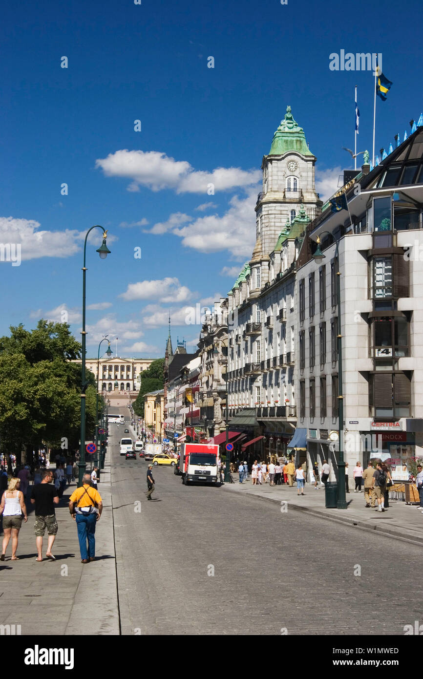 Karl Johans Gate with castle, Oslo, Norway Stock Photo - Alamy