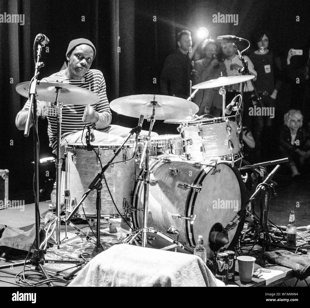 Percussioninstrument hi-res stock photography and images - Alamy