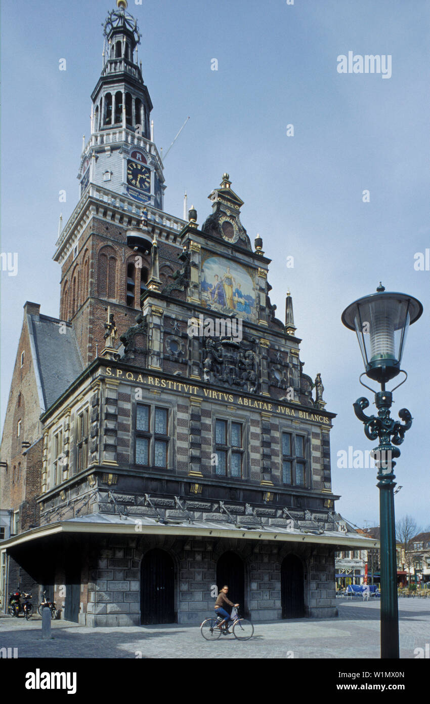 Waaggebouw hi-res stock photography and images - Alamy