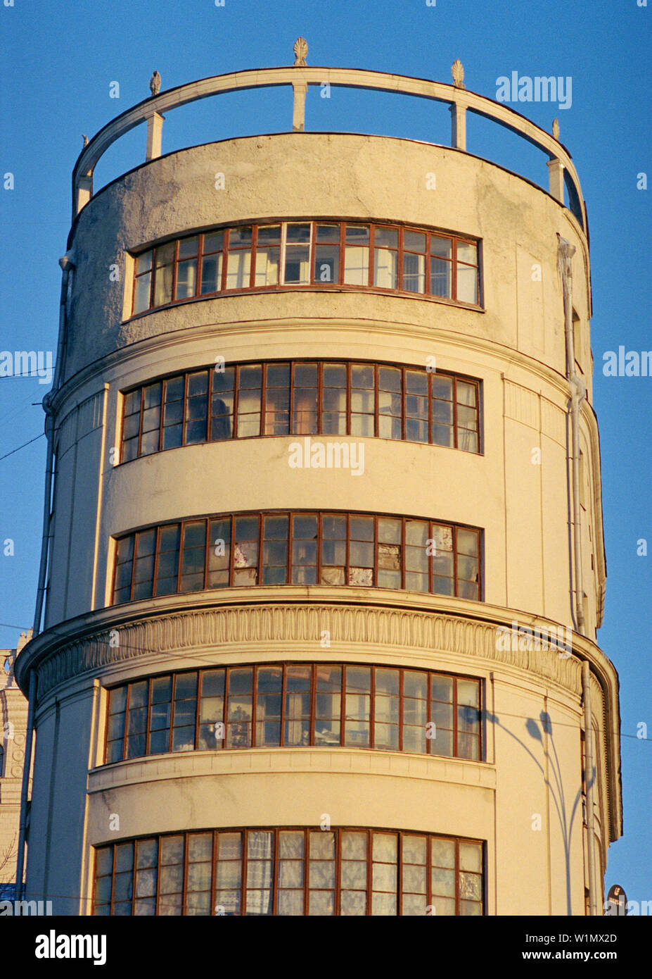 Constructivist buildings hi-res stock photography and images - Alamy