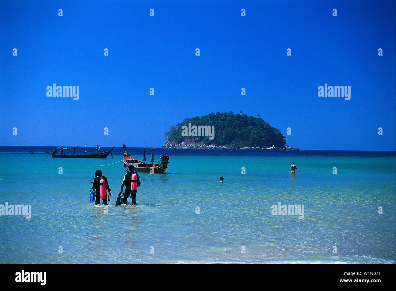 Hat kata hi-res stock photography and images - Alamy