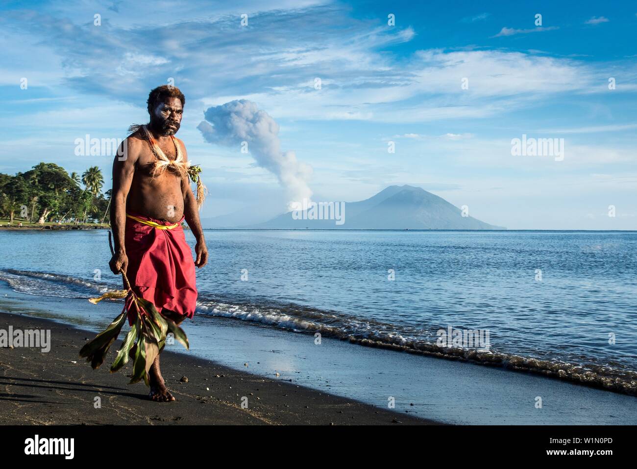 Rabaul traditional fashion hi-res stock photography and images - Alamy