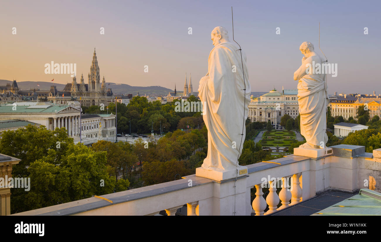 Statues at the Natural History Museum, Parliament, Town Hall ...