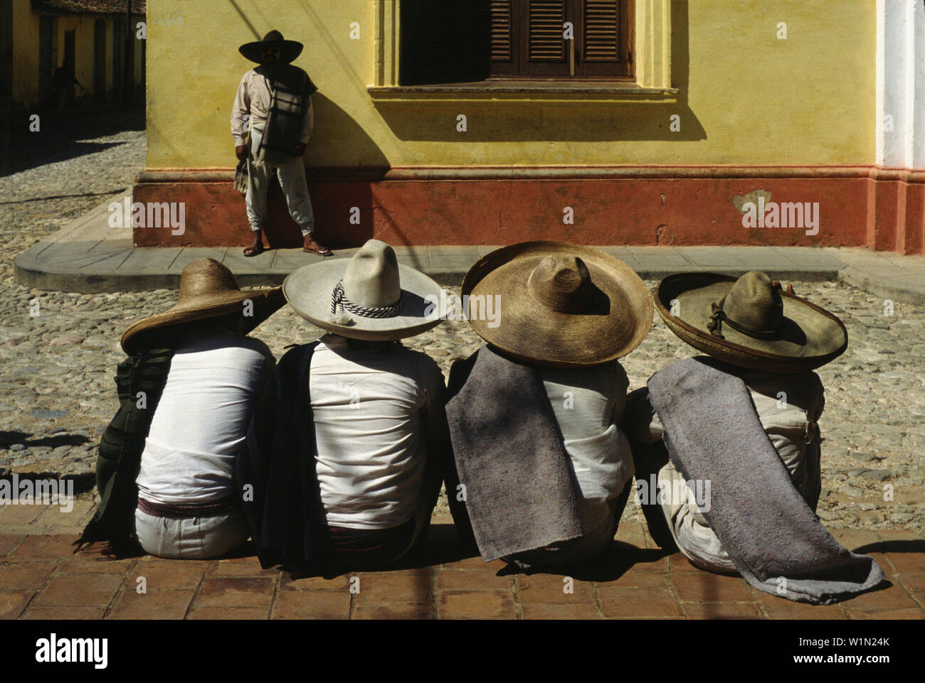 Showdown in El Palmito, El Palmito, Mexico Central America Stock Photo ...