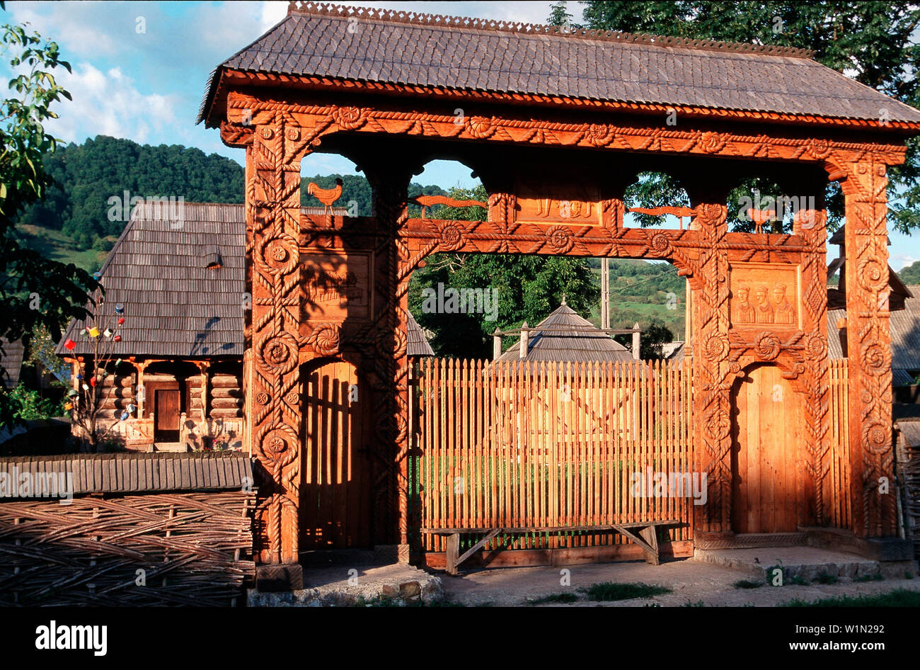 Wooden Gate, Maramures Romania Stock Photo - Alamy